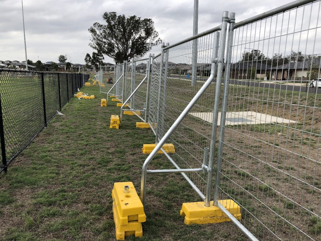 Weather-Resistant Temporary Fencing Tips | Ready Fence Australia